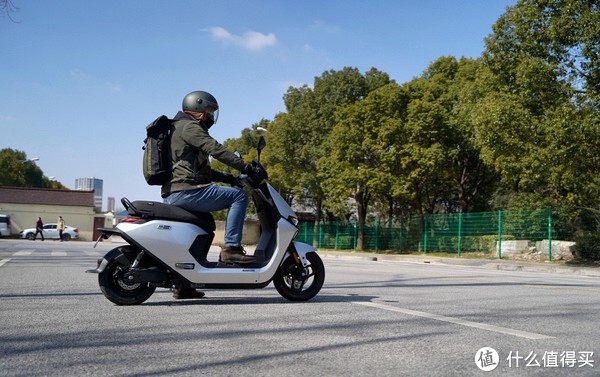 魔都出行神器，九号远航家M95C入手体验__财经头条