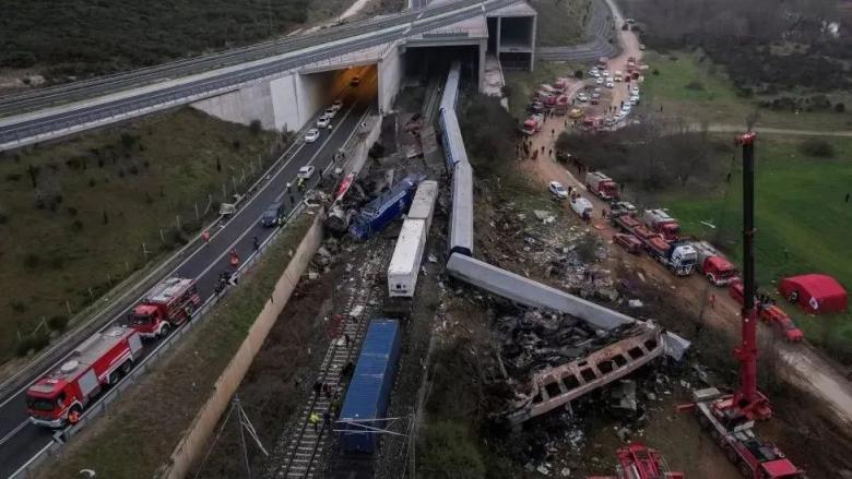 已造成43人死亡！是他让火车开错了轨道|火车|医院|相撞_新浪新闻
