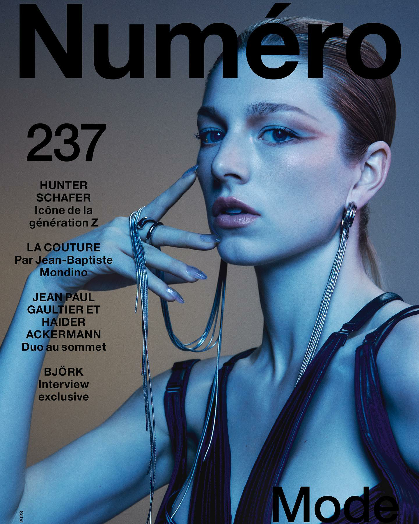 性感辣翻天！小天使登上《Numéro》杂志封面及写真美图大赏！|Numéro|杂志封面|亢奋_新浪新闻