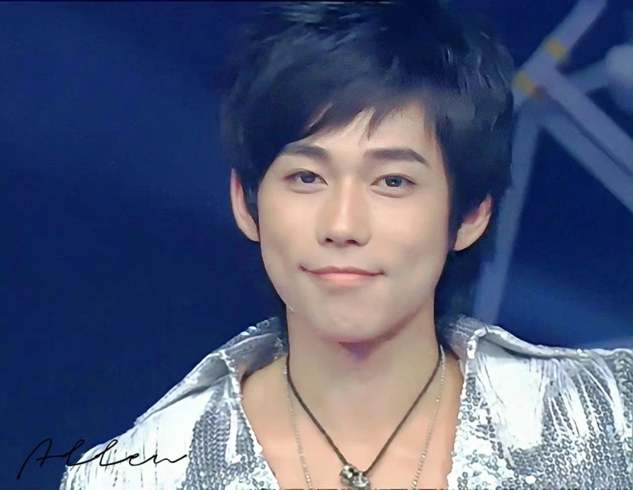 祝我们的老歌手@苏醒AllenSu 生日快乐🎁 一岁一礼 一寸欢喜……