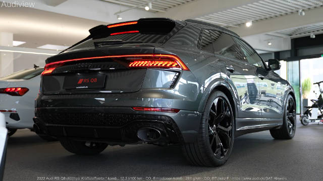 奥迪RSQ8，外观内饰静态展示。(分辨率:1080P)|汽车资讯|100万以上suv|奥迪_新浪新闻