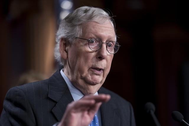 美国参议院共和党领袖麦康奈尔在酒店被绊倒送院治疗__财经头条