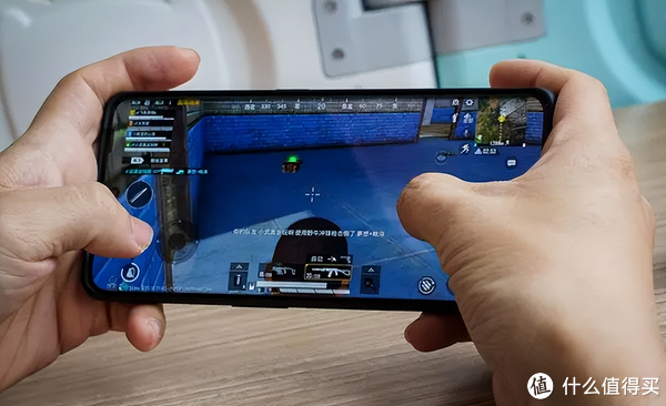 一加ACE2V和一加ACE2相比较，该如何选？__财经头条