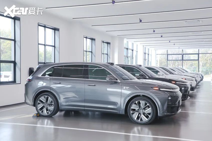 五座旗舰SUV 理想L7正式开启交付-新浪汽车