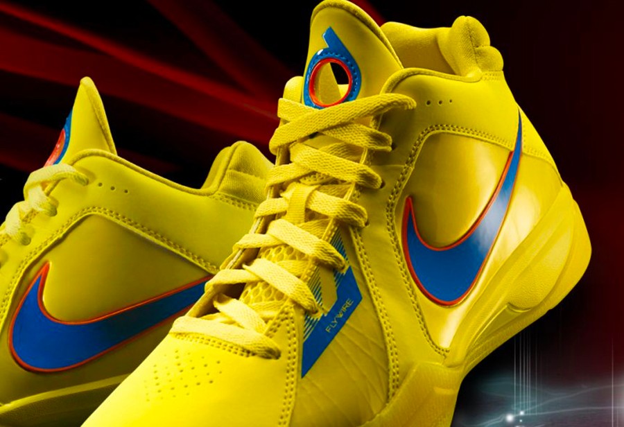 下一双复刻的「KD3」有消息了！这次是圣诞大战配色！