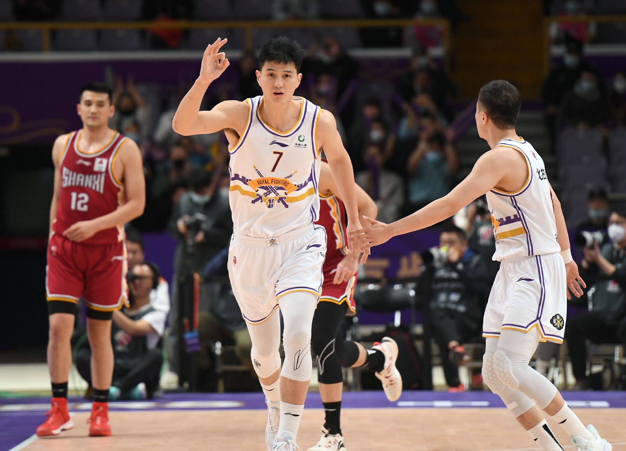 篮球——CBA常规赛：北京控股胜山西汾酒股份|篮球|北京控股|山西汾酒_新浪新闻