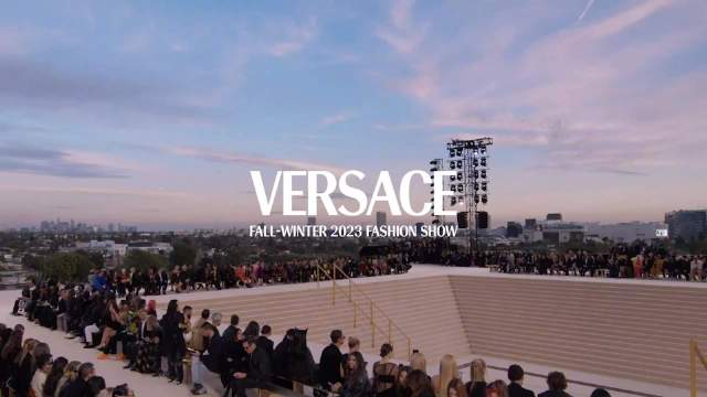 Versace 范思哲 23秋冬秀场速览 极致奢华、狂野但精致的……|范思哲|Versace|秋冬_新浪新闻