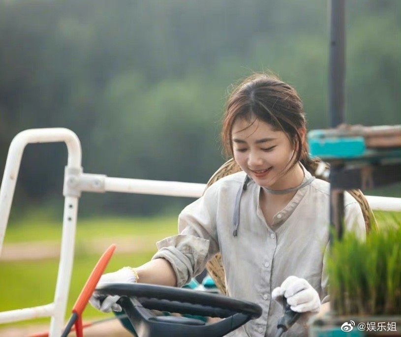 谭松韵的松弛感真的很绝，她演的每一个角色都会让人感觉很舒服……|谭松韵|童颜|剧中_新浪新闻