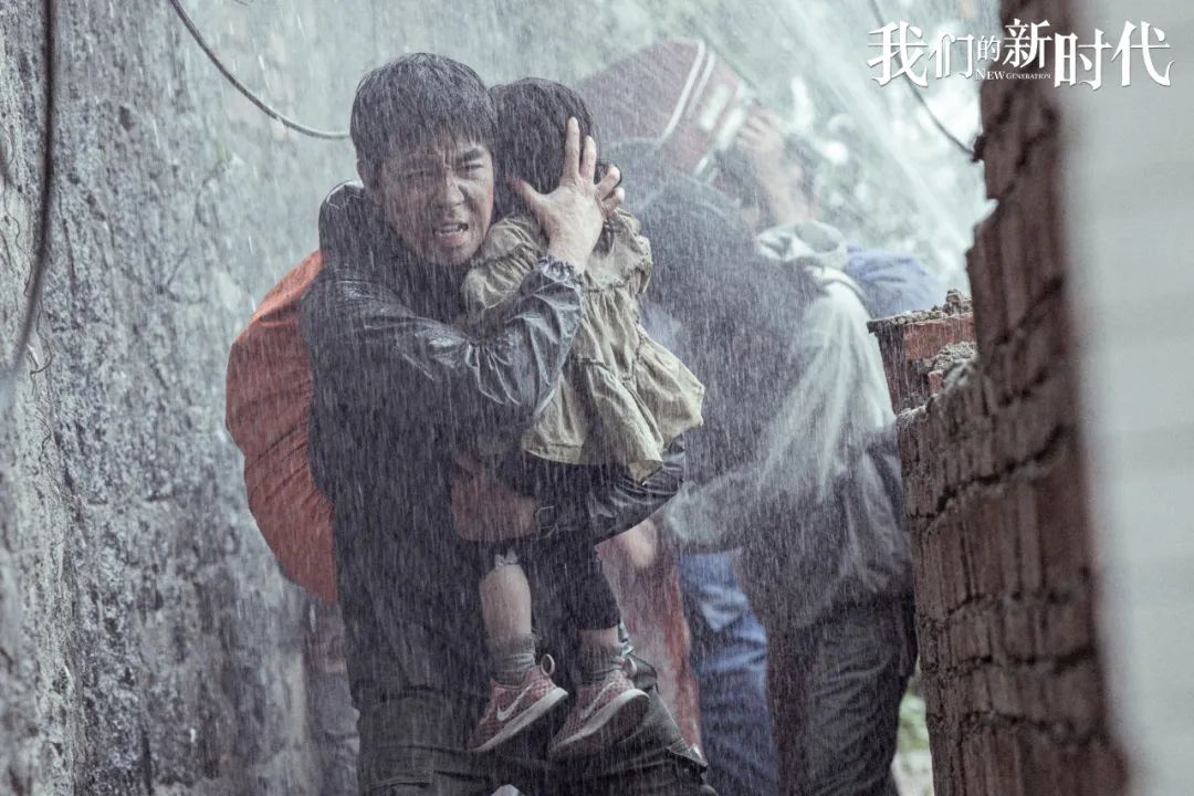 我们的新时代丨无悔奉献，紧急营救！__财经头条