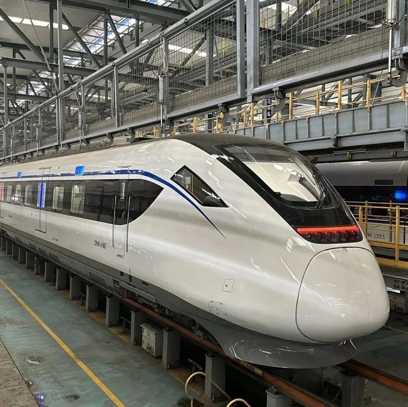 四编组CRH6A-A动车组成功回送至广清、广州东环城际|广州市|站台|动车_新浪新闻