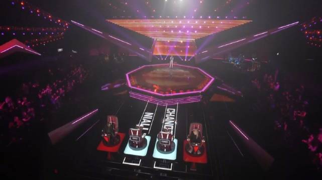十七岁选手 Mariah Kalia 翻唱碧梨 Billie Eilish……_新浪新闻
