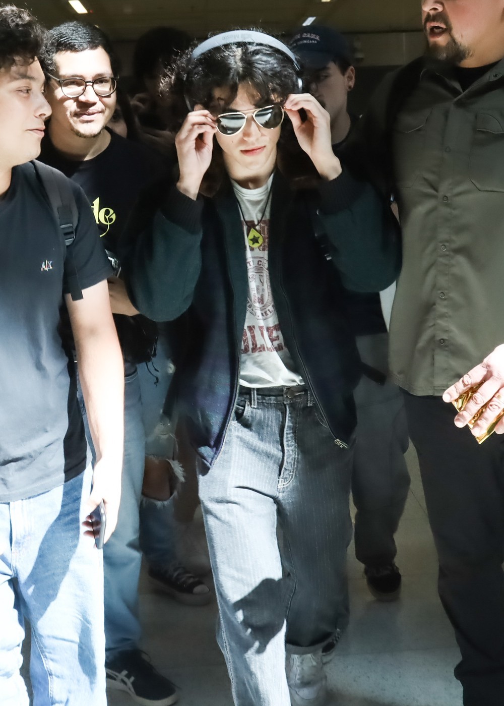 星街拍｜柯灰Conan Gray 在圣保罗瓜鲁柳斯机场