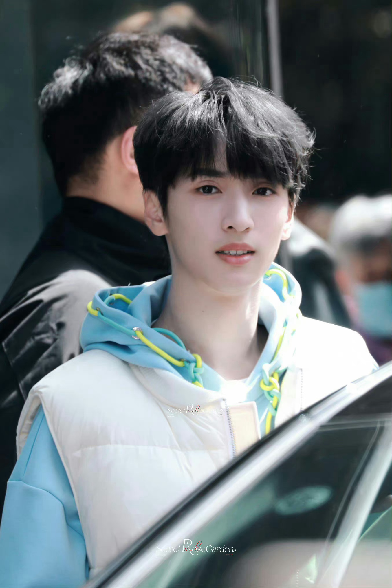 严浩翔极限挑战上班路透🈶️ 好幼的宝宝，录制一切顺利