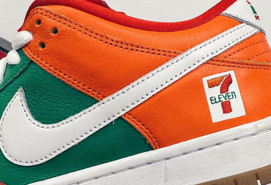 711 x Dunk SB 样品新图曝光！这价格真是起飞了！|样品|便利店|鞋身_新浪新闻
