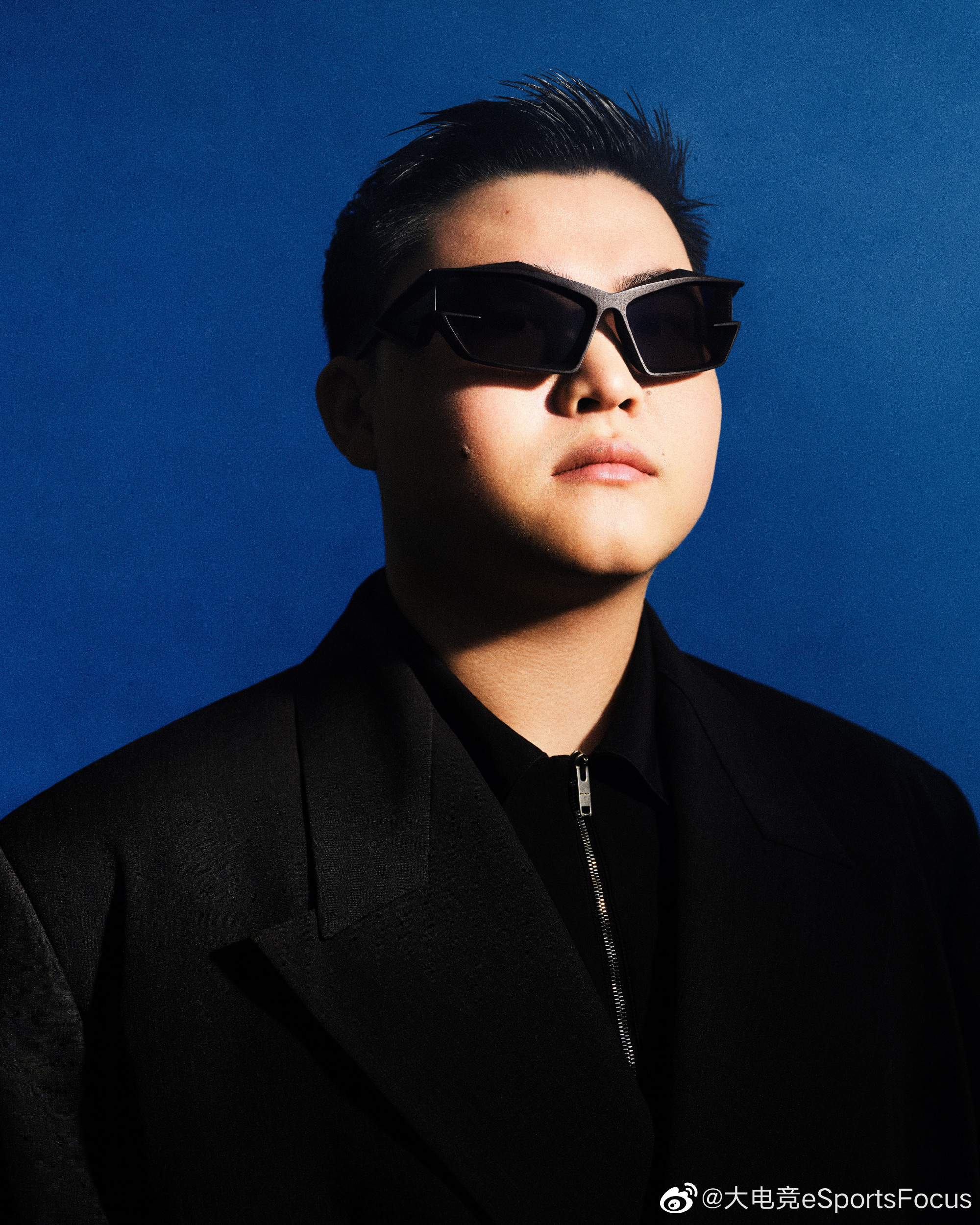 LPL十周年十大选手定妆照——彩色肖像|定妆|肖像|选手_新浪新闻