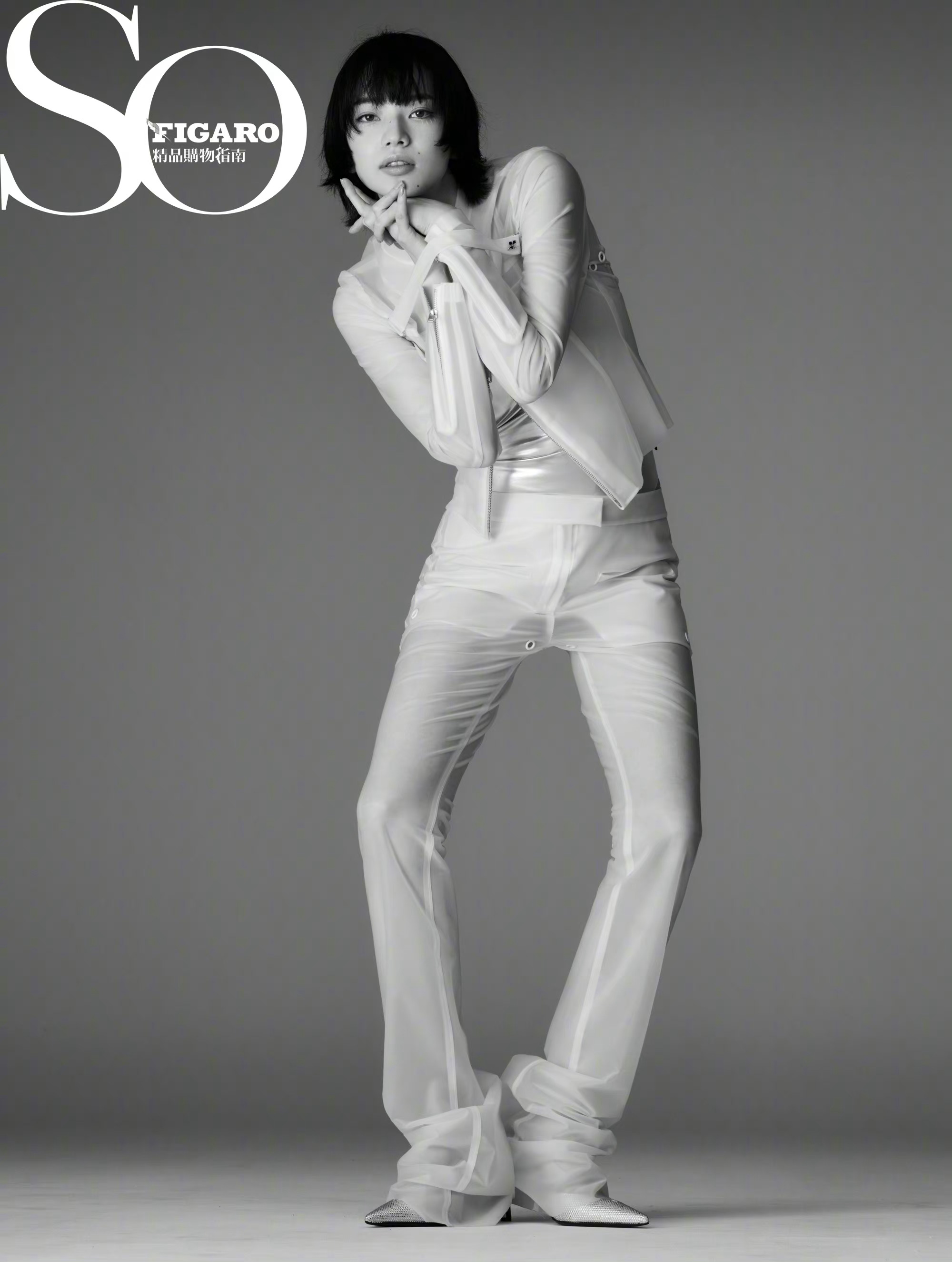 小松菜奈× So Figaro新期封面大片，俏丽的黑色短发出镜