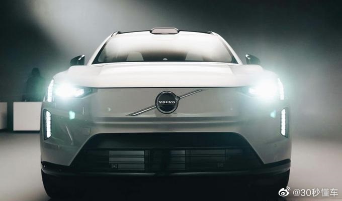 4月16日，沃尔沃全新纯电旗舰SUV EX90迎来了中国首秀……-新浪汽车