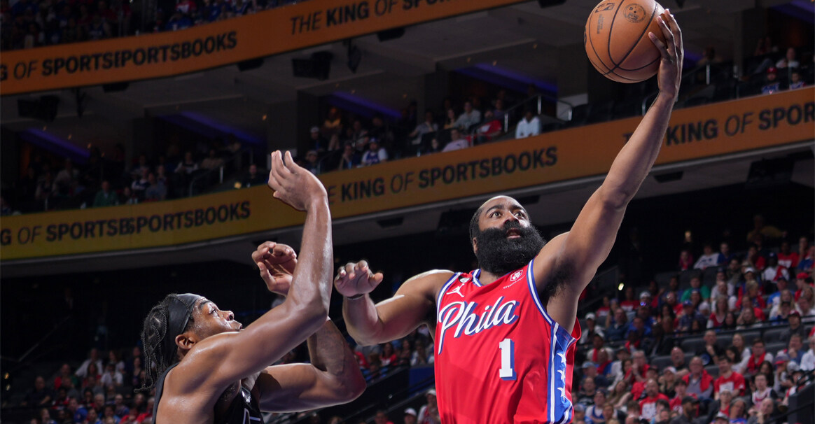 梦回巅峰！哈登7记三分砍23+13率队开门红|詹姆斯·哈登|篮网|投篮_新浪新闻