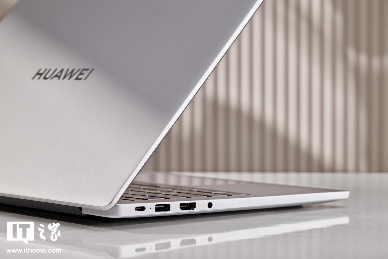 【IT之家开箱】华为 MateBook D 14 图赏：承袭家族基因，简约造型轻薄小巧__财经头条