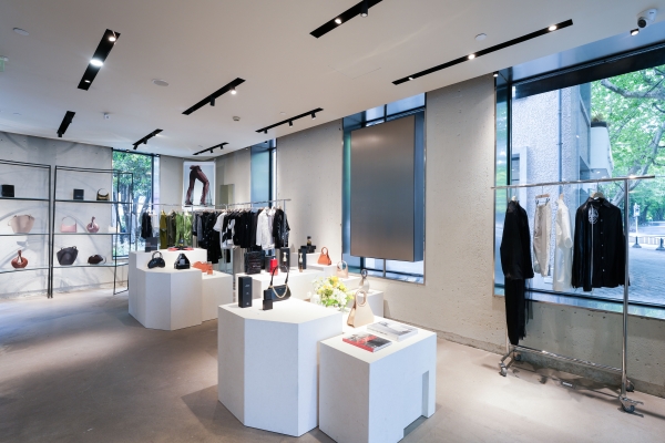 「播 bo」联合买手店R130揭幕上海衡山坊概念空间__财经头条