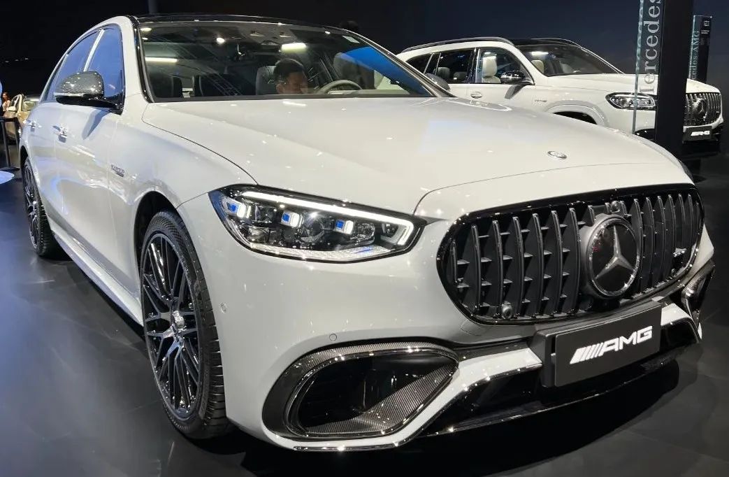 音频丨全新奔驰GLC，7座只是涨价的噱头？__财经头条