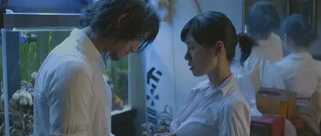 名校P王2年狂约300名女孩！大尺度聊天轰动全网：“年轻女孩，就是好骗”|男友_新浪新闻