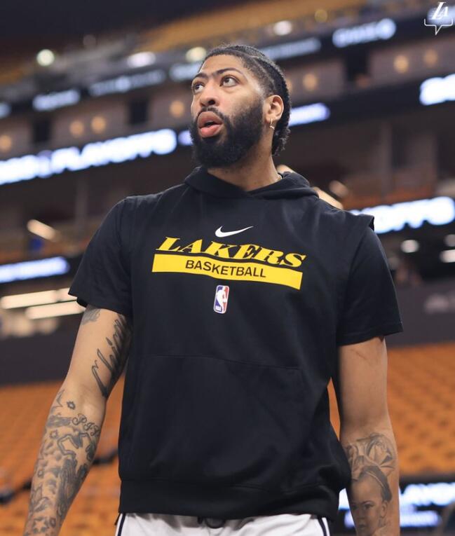 湖人、勇士公布首发名单，班巴因伤缺阵|湖人|勇士|班巴_新浪新闻