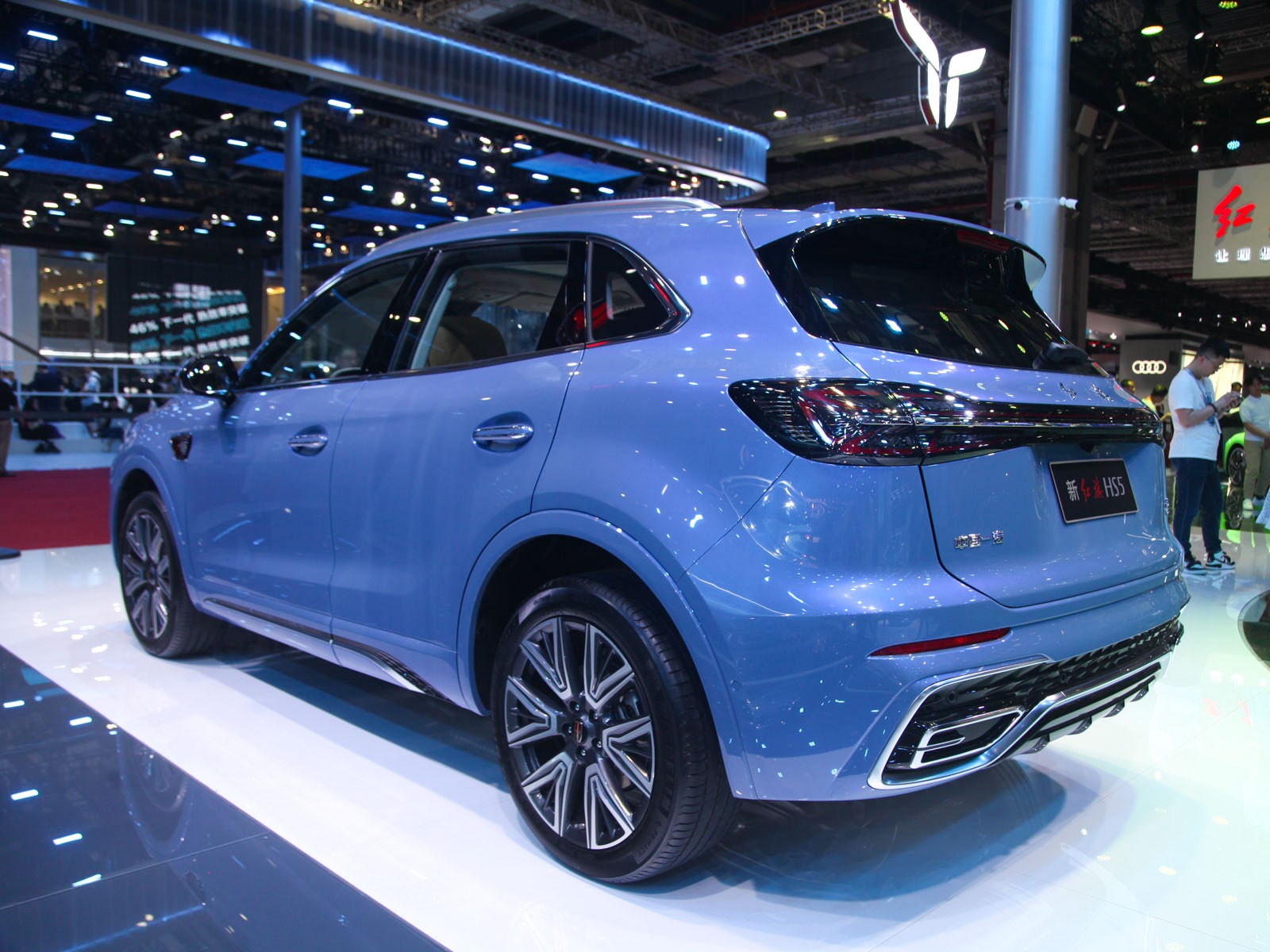 新款红旗HS5将于5月21日上市 前脸造型向H9靠拢-新浪汽车