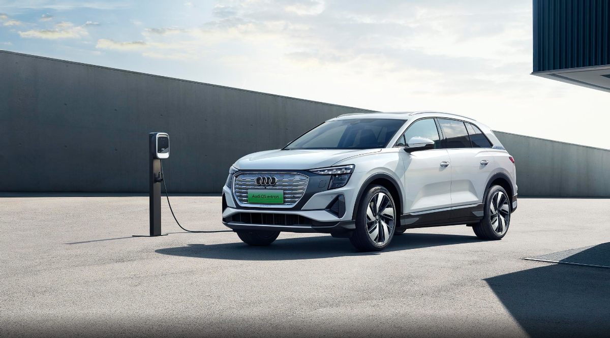 豪华纯电中大型SUV，奥迪Q5 etron真有这么豪华吗？-新浪汽车