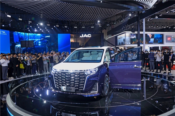 江淮瑞风发布MUSE架构及首款概念车RF-M，收获高度评价与赞誉__财经头条