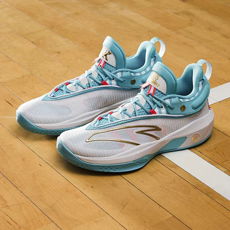 一周运动新品｜New Balacne推复古跑鞋，安踏KT8配色上新__财经头条