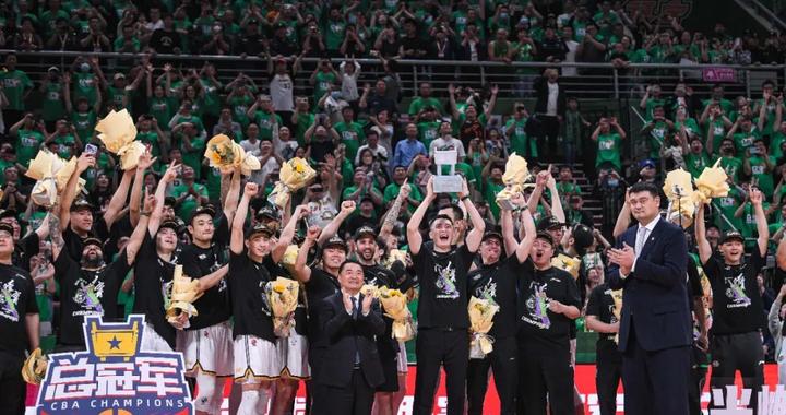 以最长情的陪伴见证CBA火热一季，TCL加速全球品牌布局|CBA|球迷|中国篮球_新浪新闻