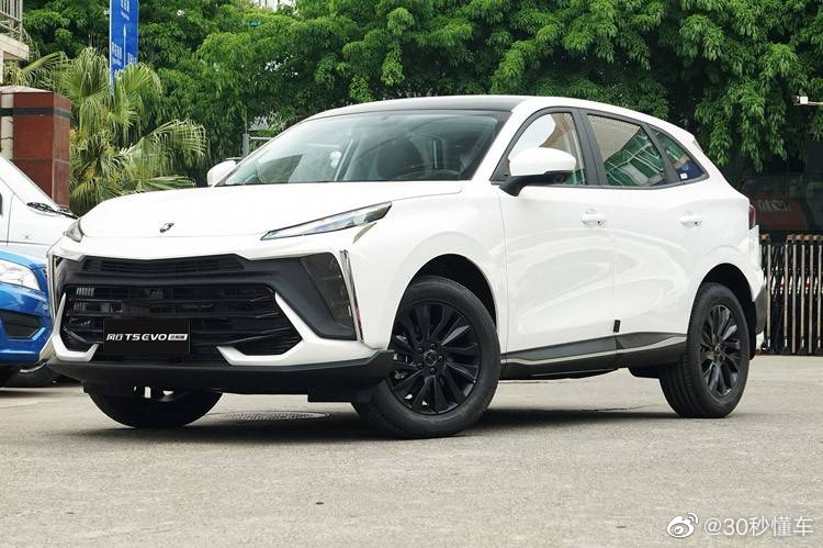 5月26日，东风风行T5 EVO狂飙版正式上市，新车共推出5款车型……-新浪汽车