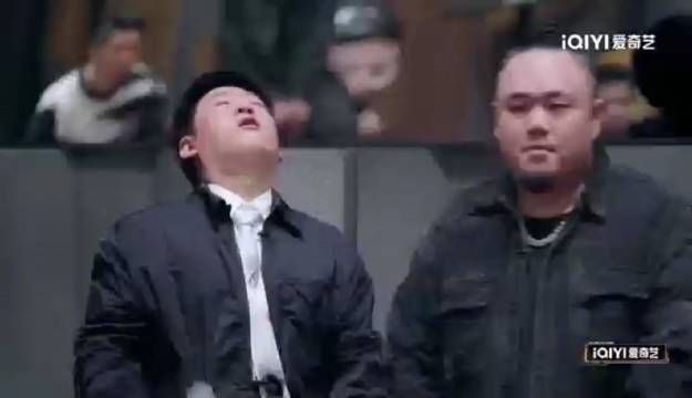 今天也被@艾福杰尼 @宝石Gem @PACT派克特 三人的友情戳到了！|老舅|派克特|艾福杰尼_新浪新闻