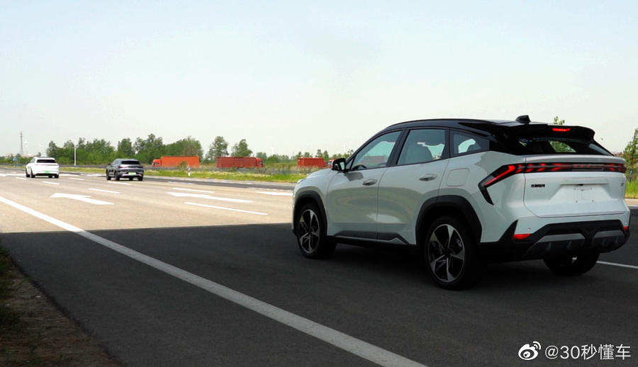 吉利银河L7部分配置曝光 将于5月31日上市……-新浪汽车