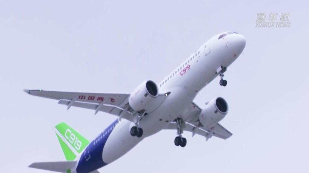 C919明日商业首飞！6分钟看国产大飞机16年成长全记录_手机新浪网