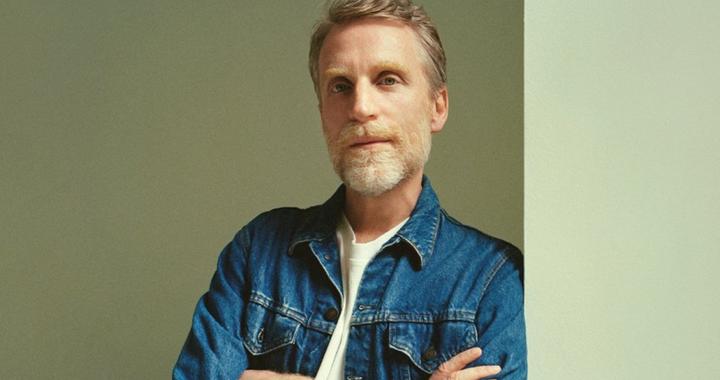 只待了14个月，Bally新任创意总监是否能力挽狂揽？|Bally|设计师_新浪新闻