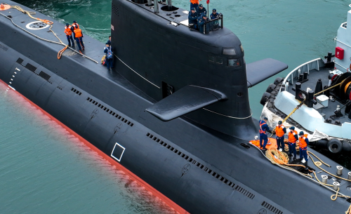 039B高清照曝光！静音蒙皮做工精湛，不愧是国产潜艇的明星产品__财经头条