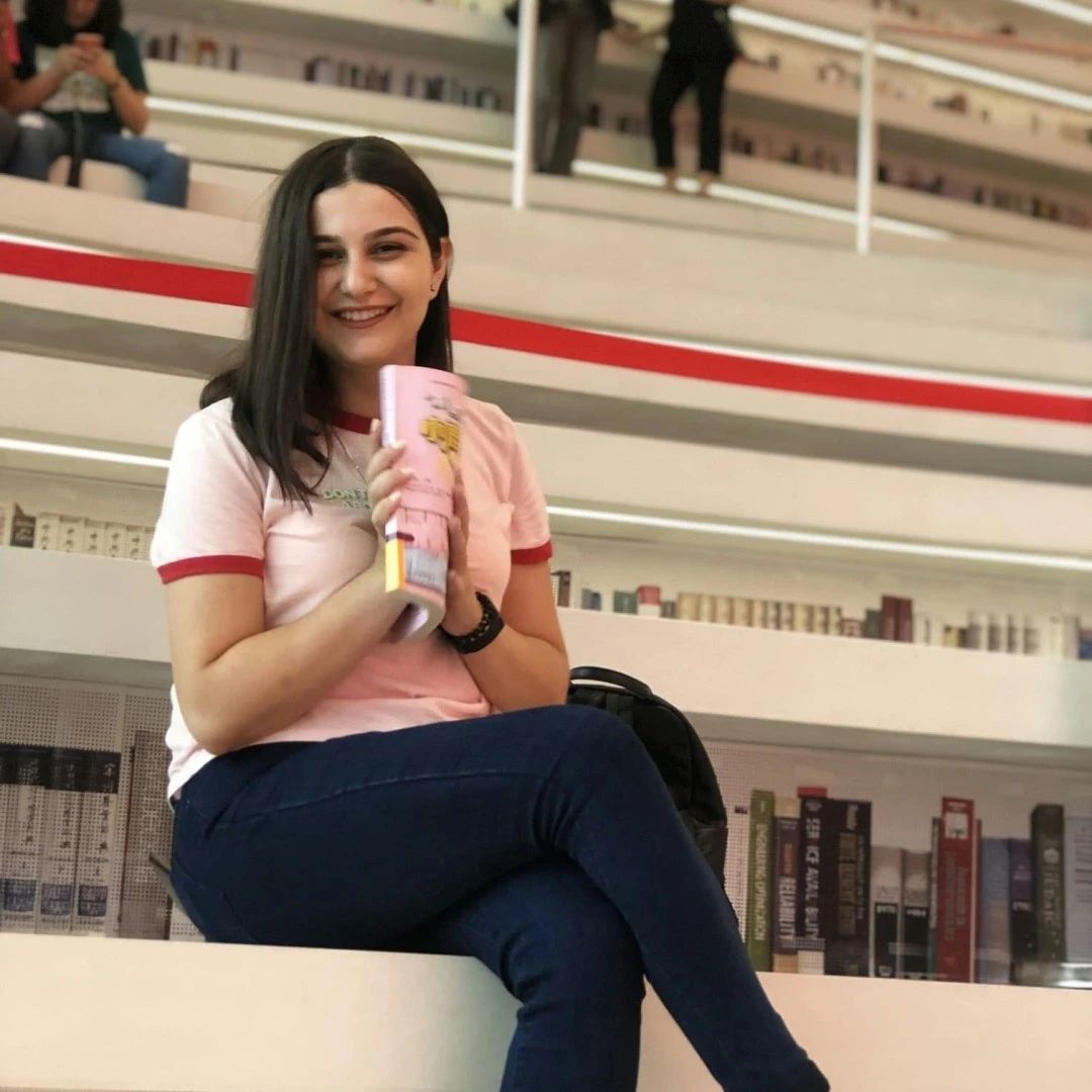 周末 |【老外视线】亚美尼亚姑娘Anush的天津故事|亚美尼亚|国际教育|天津大学_新浪新闻