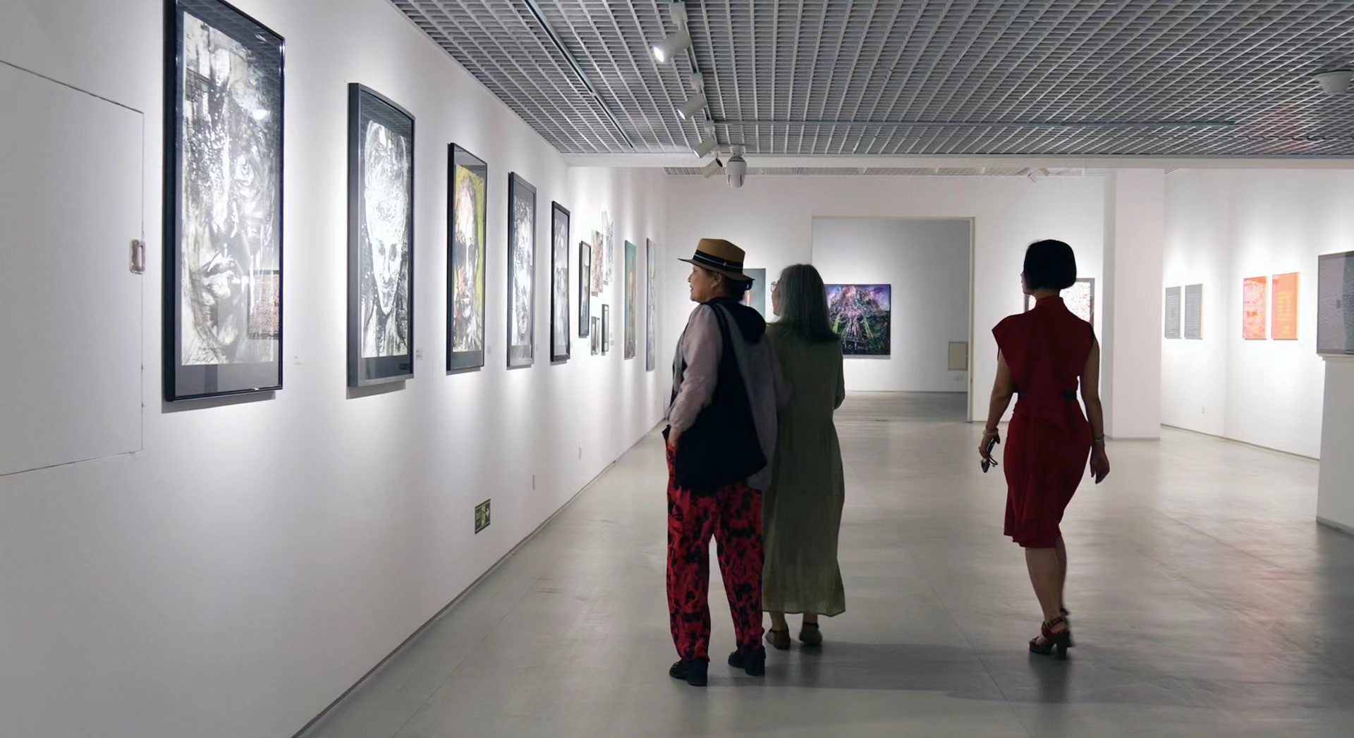 “合作：艺术背后的全球对话”开幕，展出29位欧洲艺术家作品__财经头条