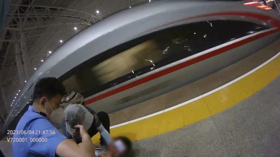 G39次高铁，因为这件事，临停1分钟！|列车|蚌埠市|高铁_新浪新闻
