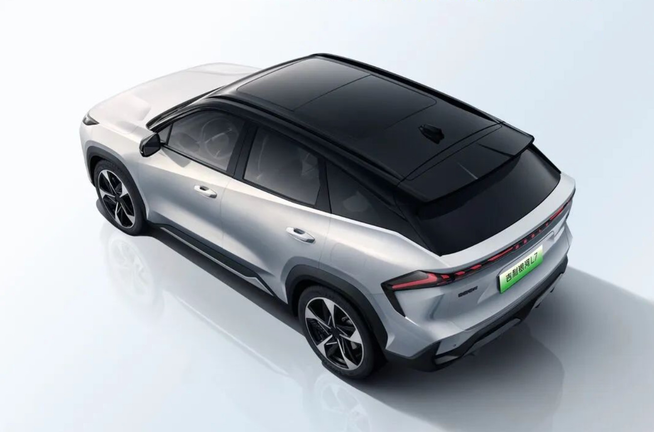 首批用户"坐等"提车 吉利银河L7将于6月13日交付-新浪汽车