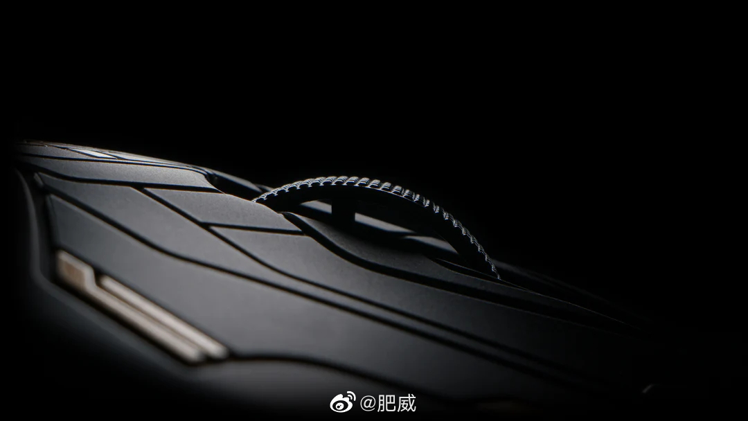 Finalmouse UltralightX正式发布，简称ULX，分三个尺寸……-新浪汽车
