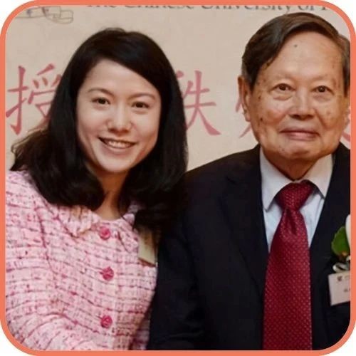 陪伴杨振宁19年，翁帆活成了“替代品”？|翁帆|杨振宁_新浪新闻