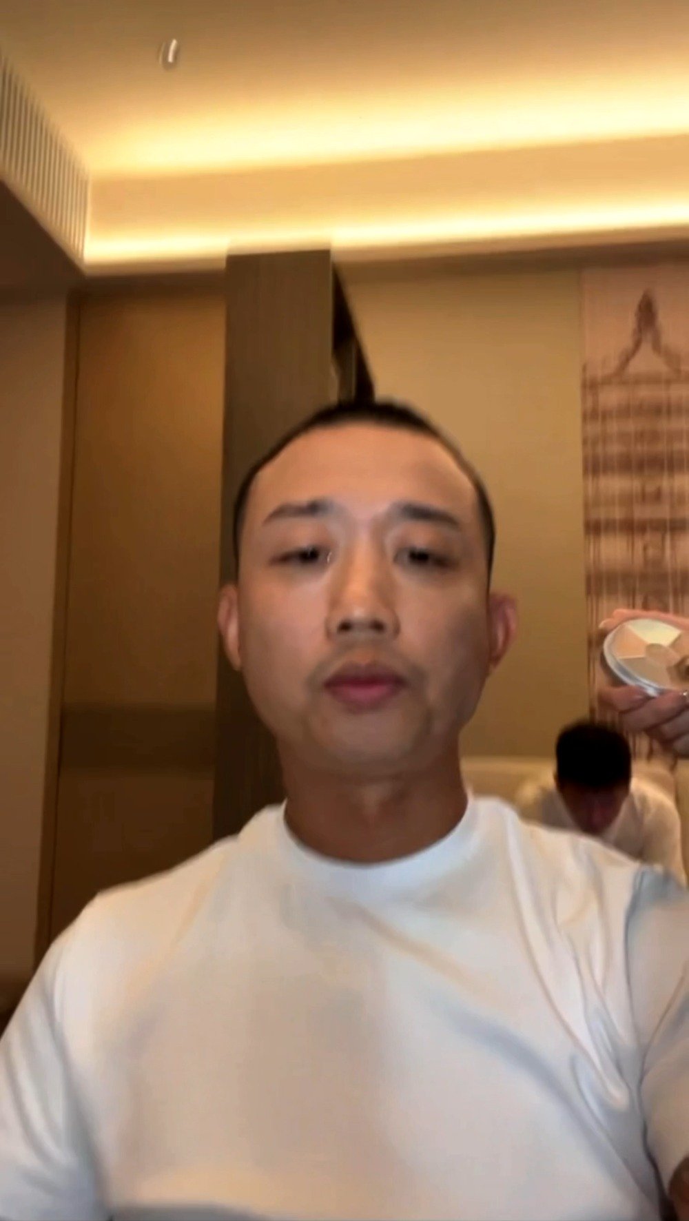 GAI今天直播表示大蘑菇音乐节邀请了很多顶流！|GAI|顶流|直播_新浪新闻