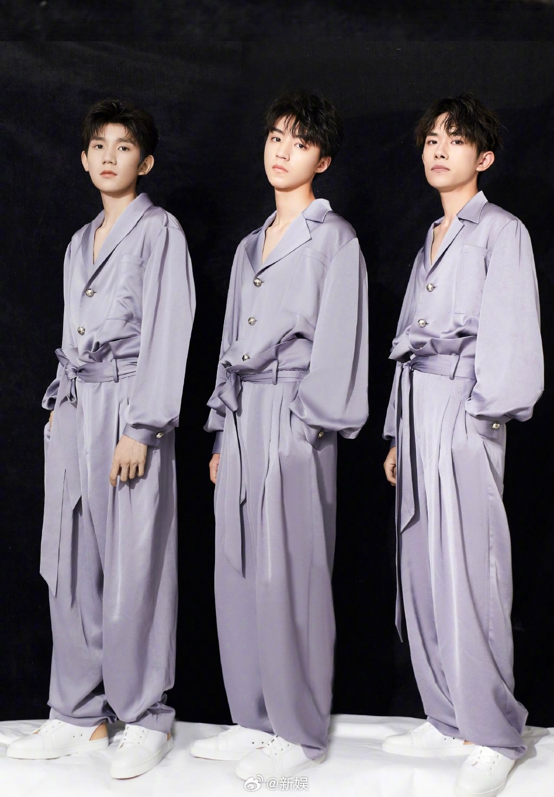 TFBOYS官博今天在线了，看来说今天要官宣是真的了！|TFBOYS|新歌_新浪新闻