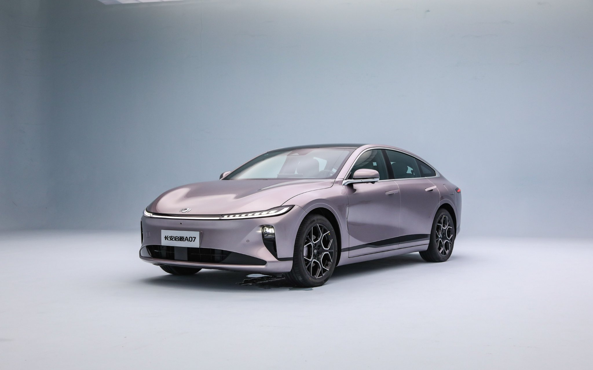 將應用純電與增程式兩種動力系統，長安啟源A07更多信息曝光 - 新浪香港