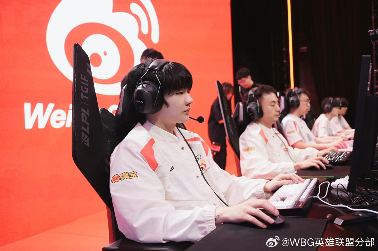 WBG取得夏季赛季后赛前六 保底获得40点全球总决赛积分……|总决赛|季后赛_新浪新闻