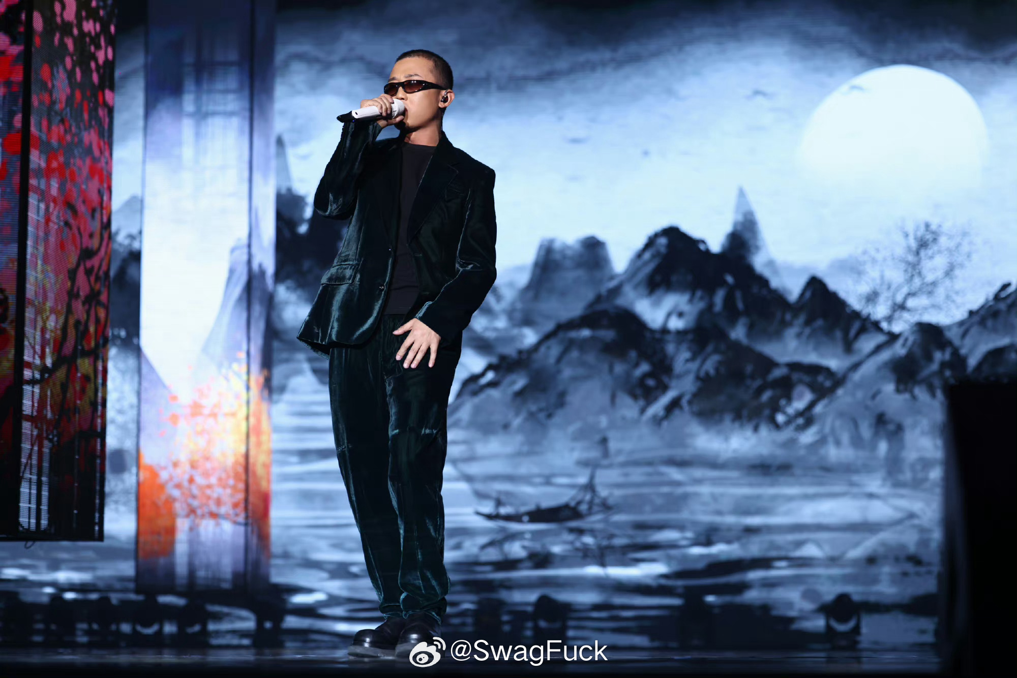 GAI又一次成为最佳🔥第24届华语榜中榜暨亚洲影响力大典……|GAI|华语榜中榜_新浪新闻