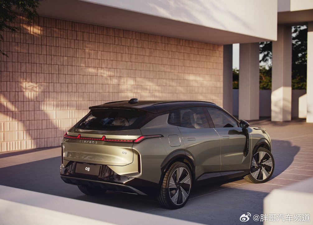 领克公布旗下全新中型SUV—领克08EM-p……-新浪汽车